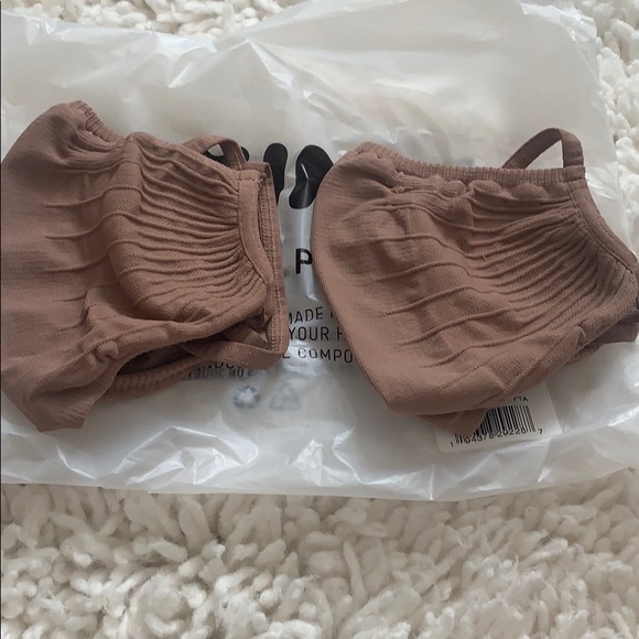 SKIMS | Accessories | Skims Face Mask Sienna | Poshmark